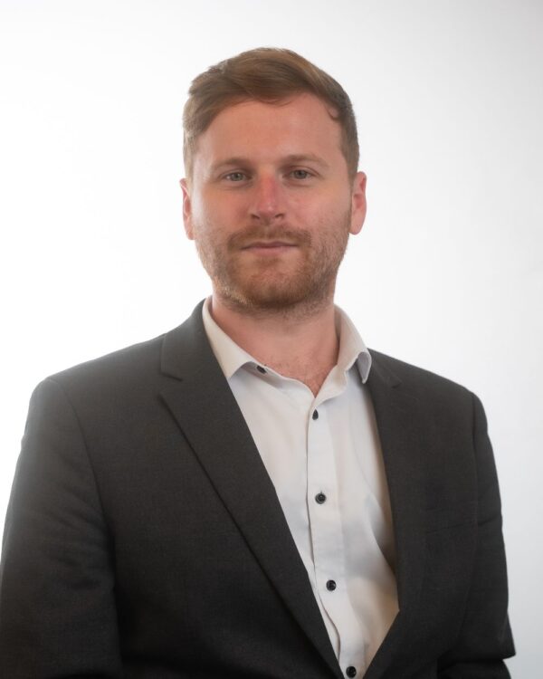 Our People | Meet the Franklins Solicitors Team